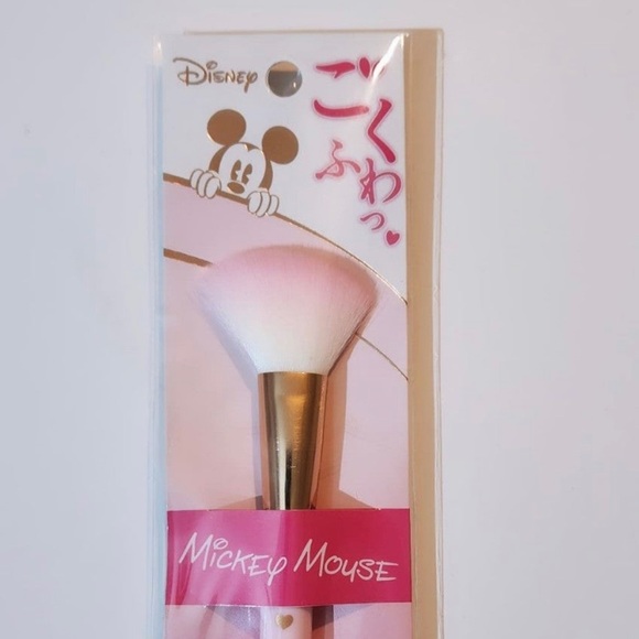 Disney | Accessories | Disney Mickey Mouse Pink Blush Brush | Poshmark